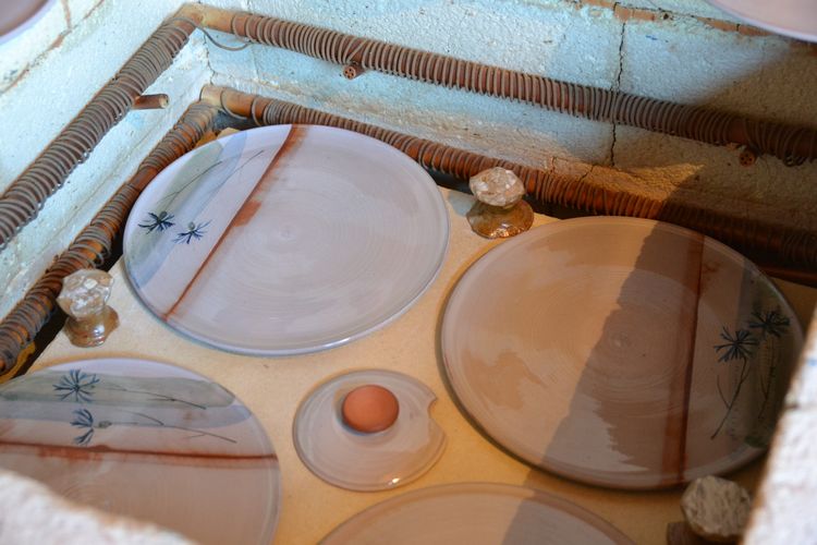 Töpferei Katrin Voigt - Arbeiten in der Werkstatt